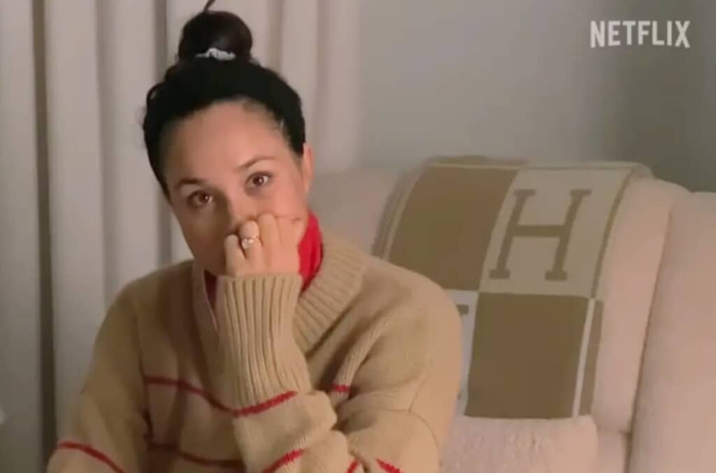 ヘンリー王子とメーガン妃、最新ドキュメンタリーで過剰演出！？ 隠し撮りのような演出に批難が殺到 「完全に茶番だ」 - tvgroove