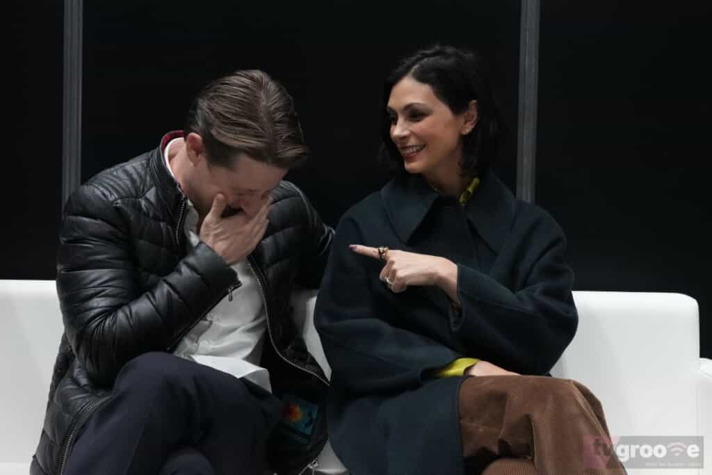 ベン・マッケンジー＆モリーナ・バッカリン夫妻に来日独占インタビュー！ 仲良しゴッサム夫妻の仲直り方法は？ 日本のファンとの交流はどう？[東京コミコン2024] - tvgroove